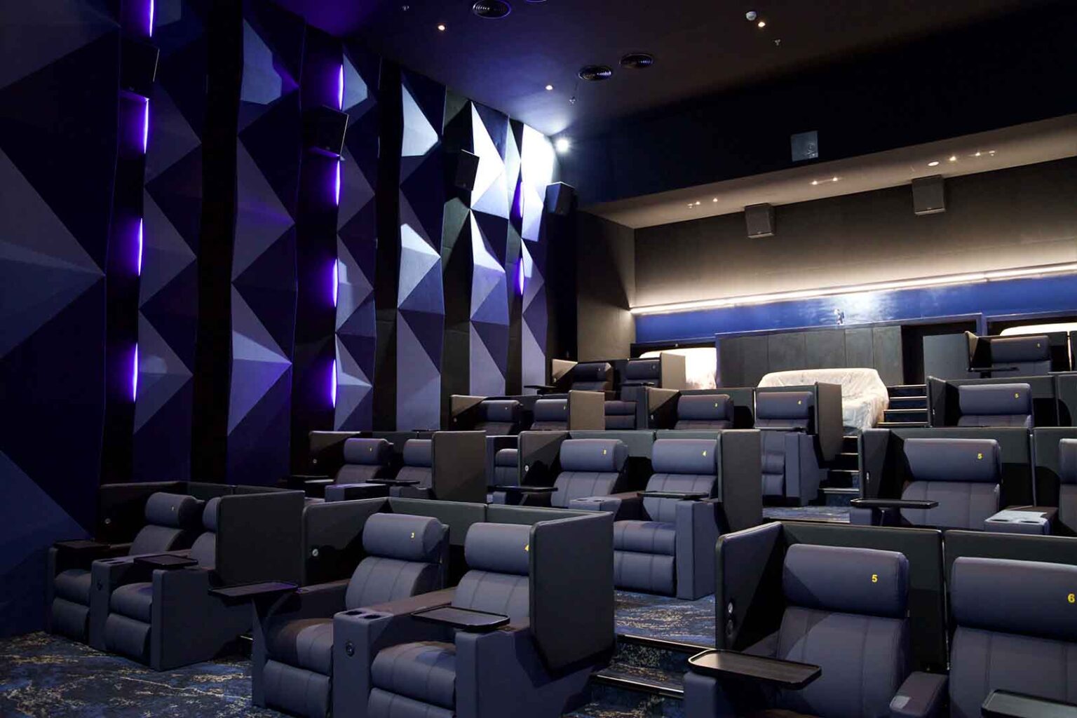 Cinema City - Orro Interior