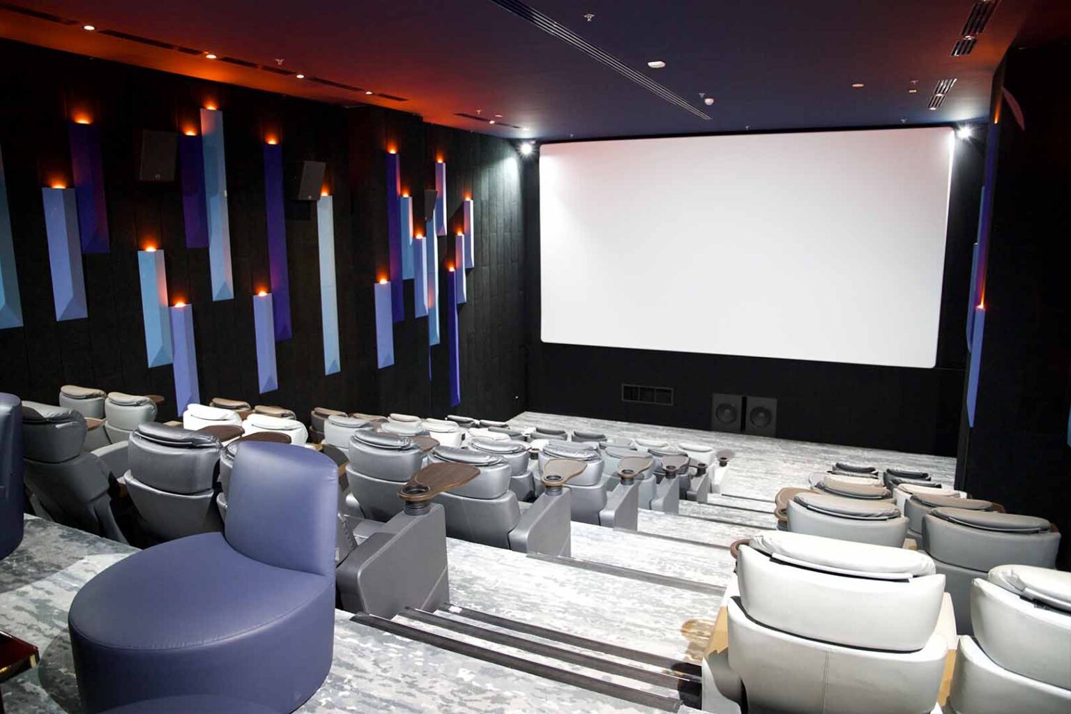 Cinema City - Orro Interior